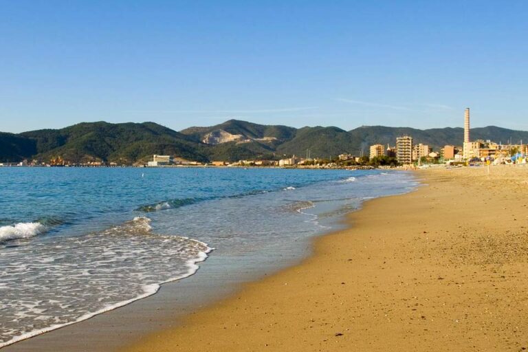 Guía completa para visitar Savona: Descubre la auténtica esencia ...